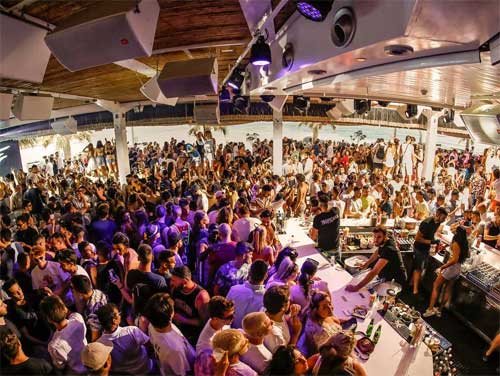 Mykonos nightlife : Night Clubs and Bars in Mykonos