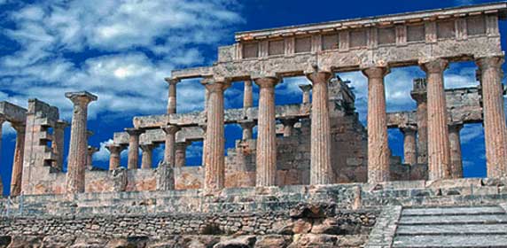 What to see in Aegina : archaeological sites and museums