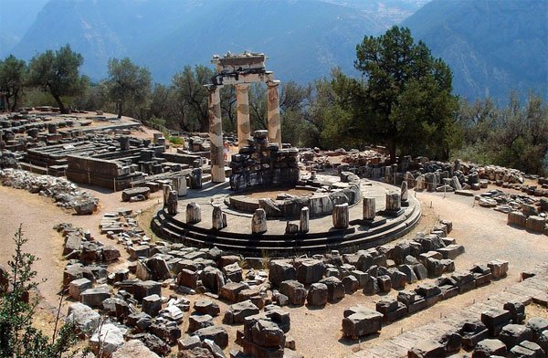 Museum of Delphi , information, exibits and history of the museum