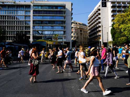 Greek people: Tradition, Progress, and Identity of the Greeks